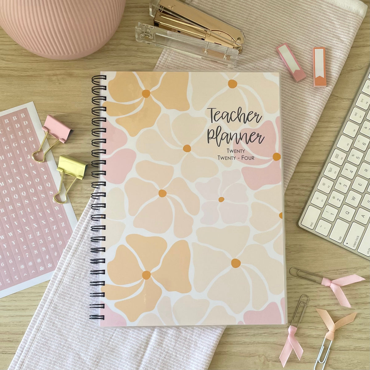 SAMPLE SALE - 2024 A4 Peaches & Cream Daily Planner 4 Period – House of ...